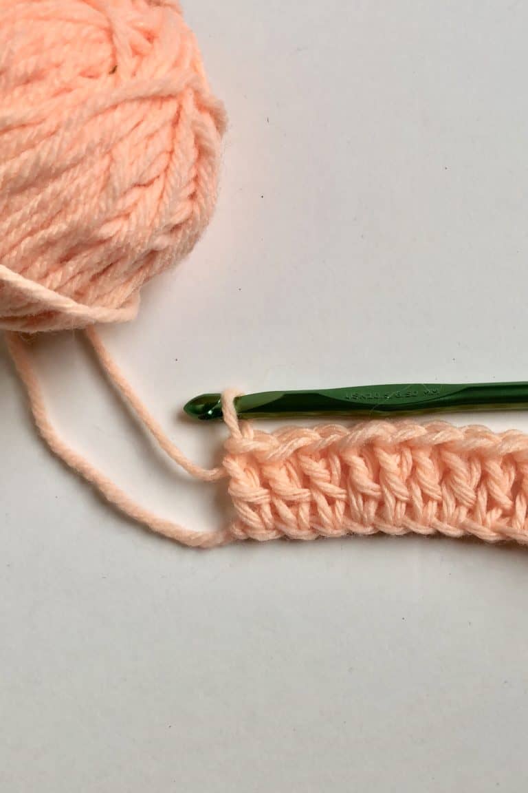 How to Double Crochet Stitch (dc)- With Video Tutorial - Amelia Makes