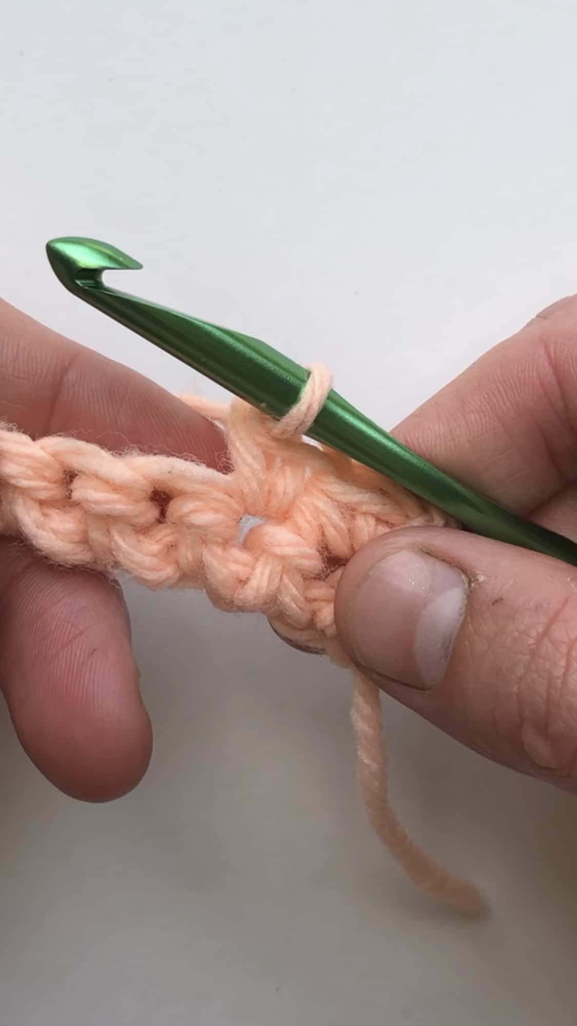 How to Single Crochet (sc) - With Video Tutorial