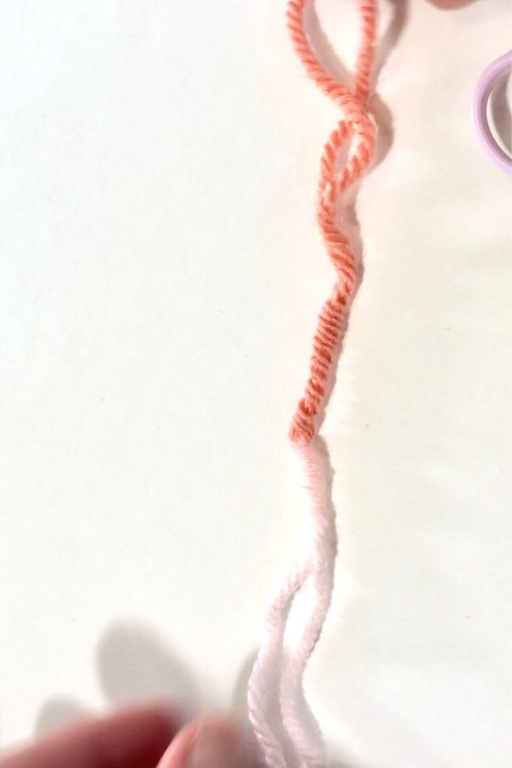 How To Join Yarn Without a Knot - The Russian Join