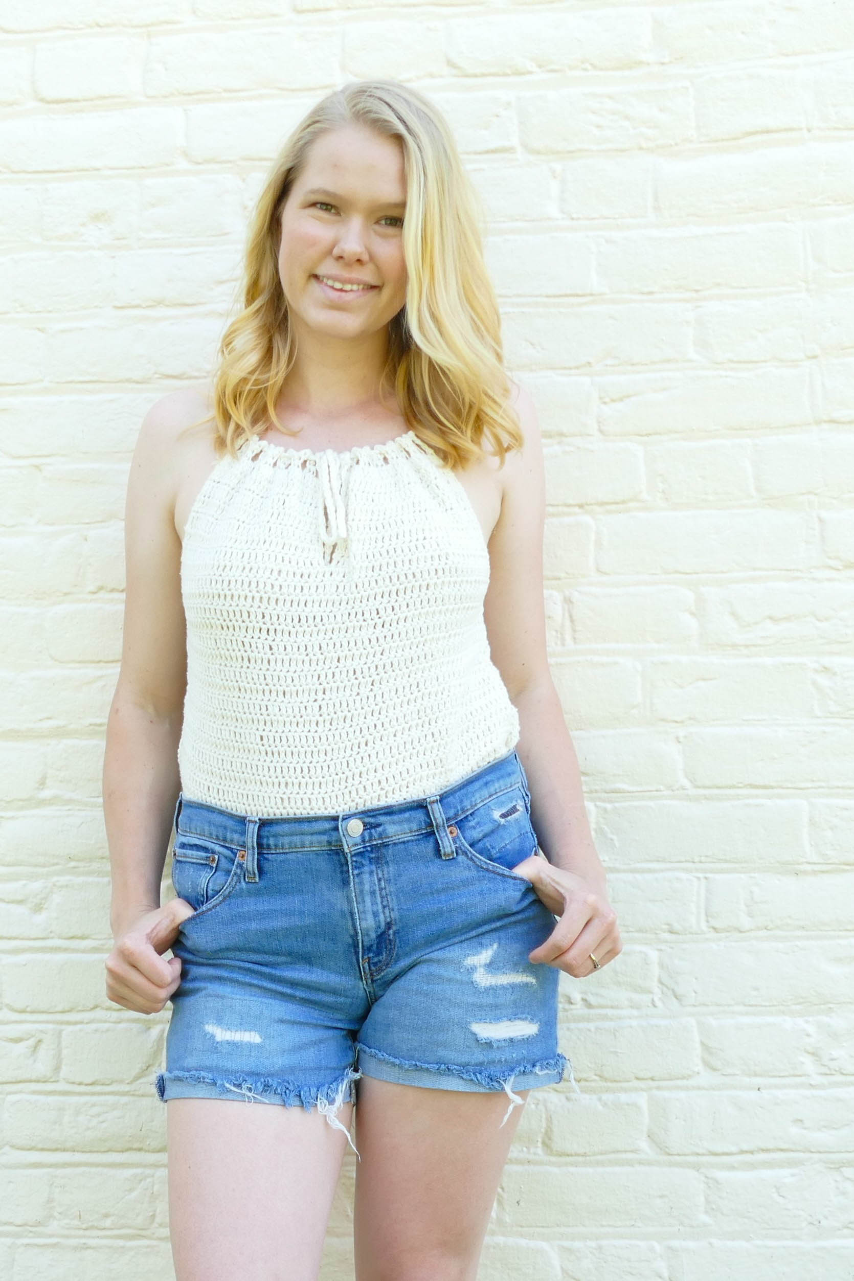 The Summer Ties Tank Top- FREE Crochet Pattern - Amelia Makes