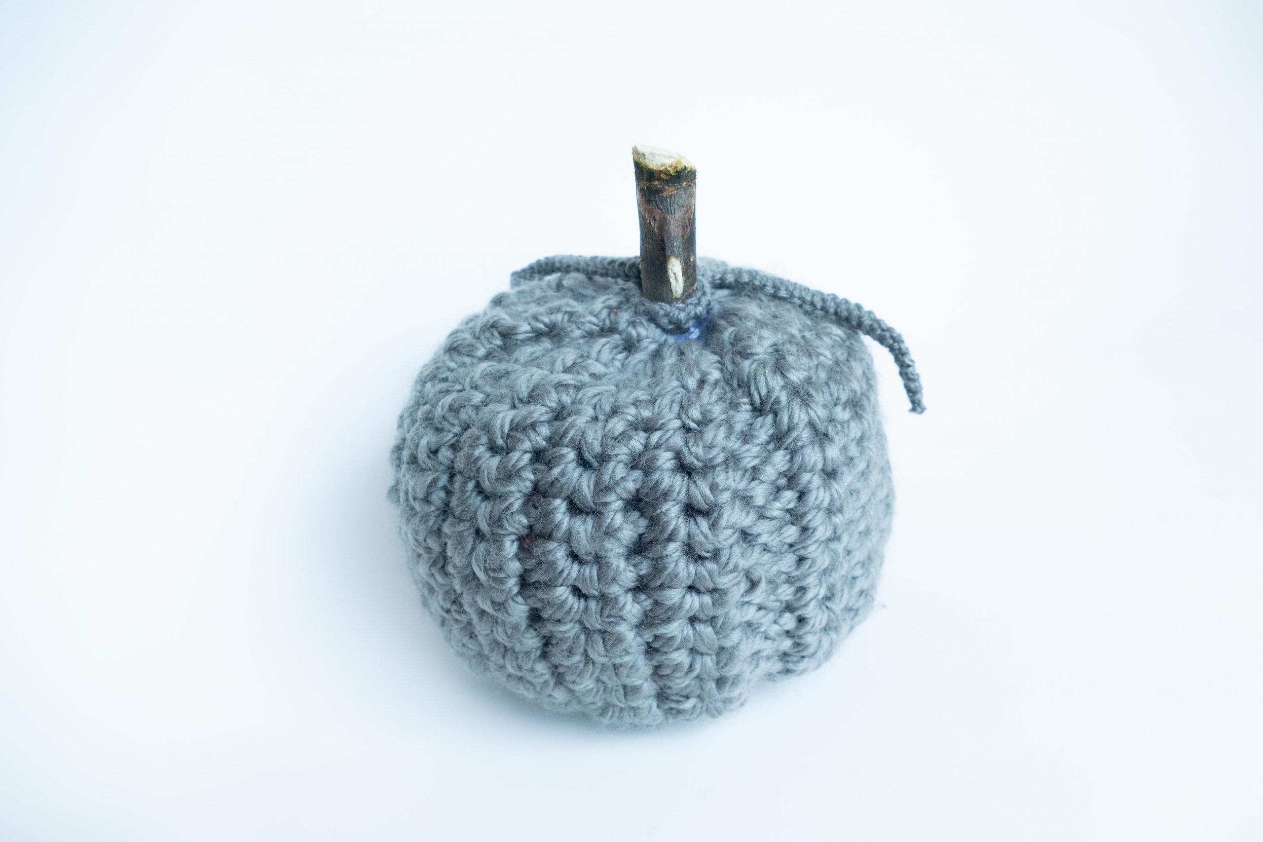 Beginner Crochet Pumpkin- Free Pattern + Video Tutorial - Amelia Makes