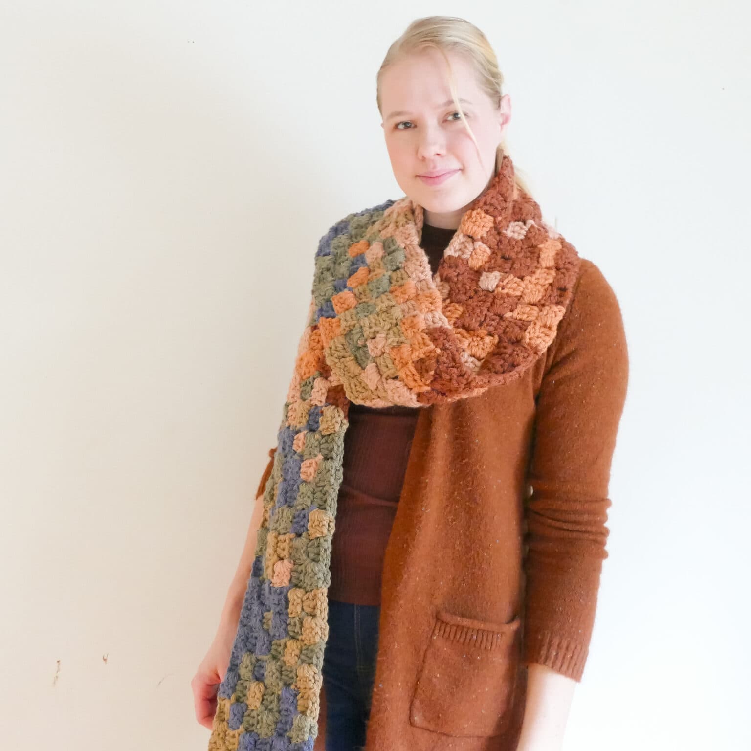 Crochet Corner-to-Corner Temperature Scarf Pattern + Video Tutorial