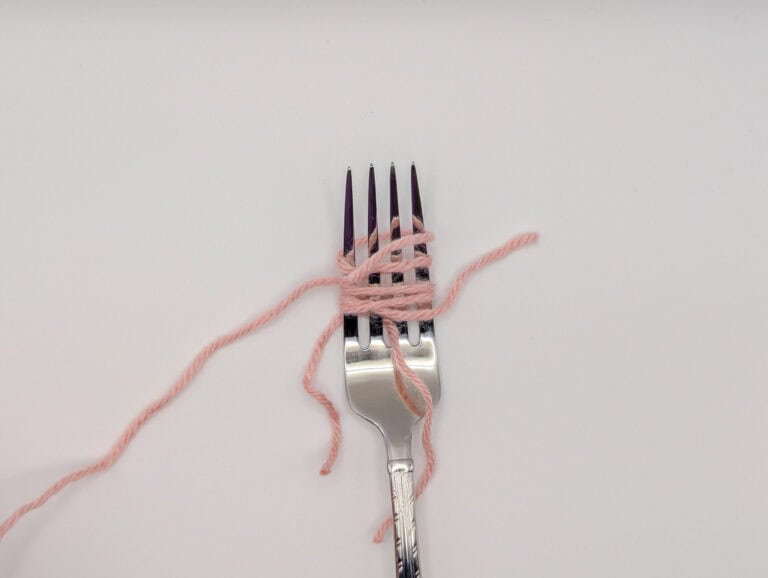 How to Make quick little Pom Poms Using Just a Fork (No Special Tools ...
